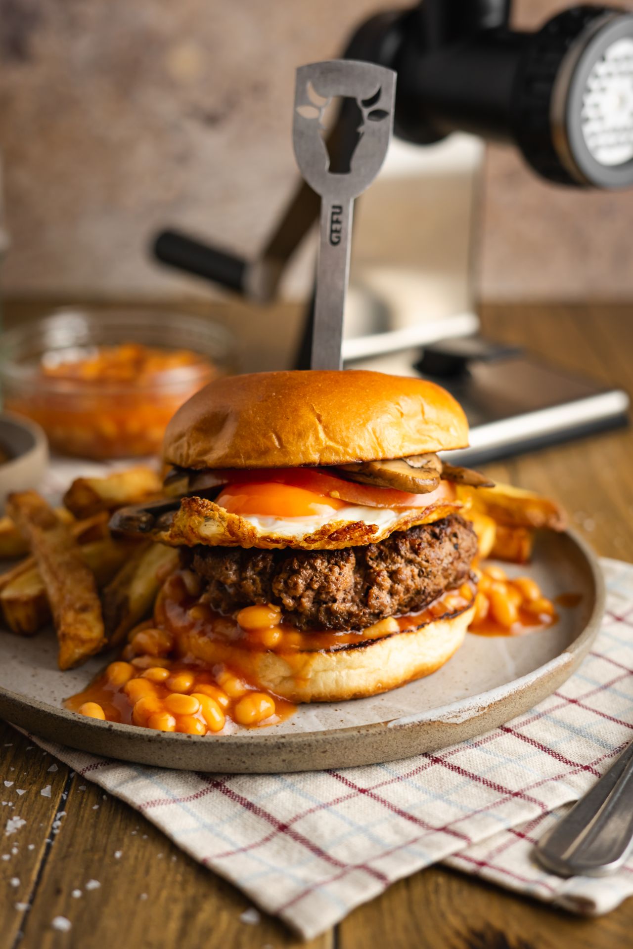 EM-Burger: Full English Breakfast Burger